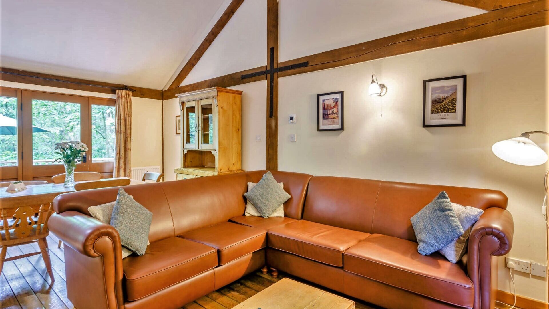 Woodmans Lodge - Griffon Forest