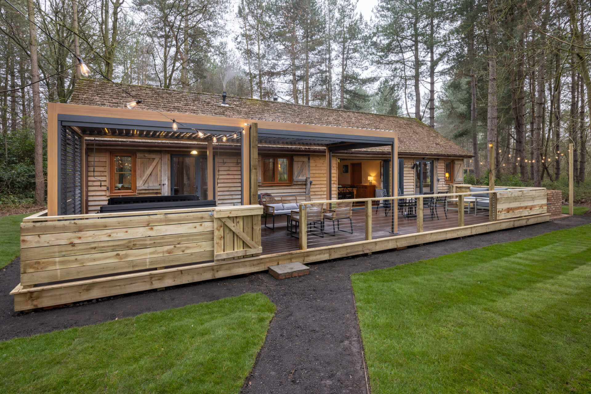 Foragers Lodge (pet) - Griffon Forest